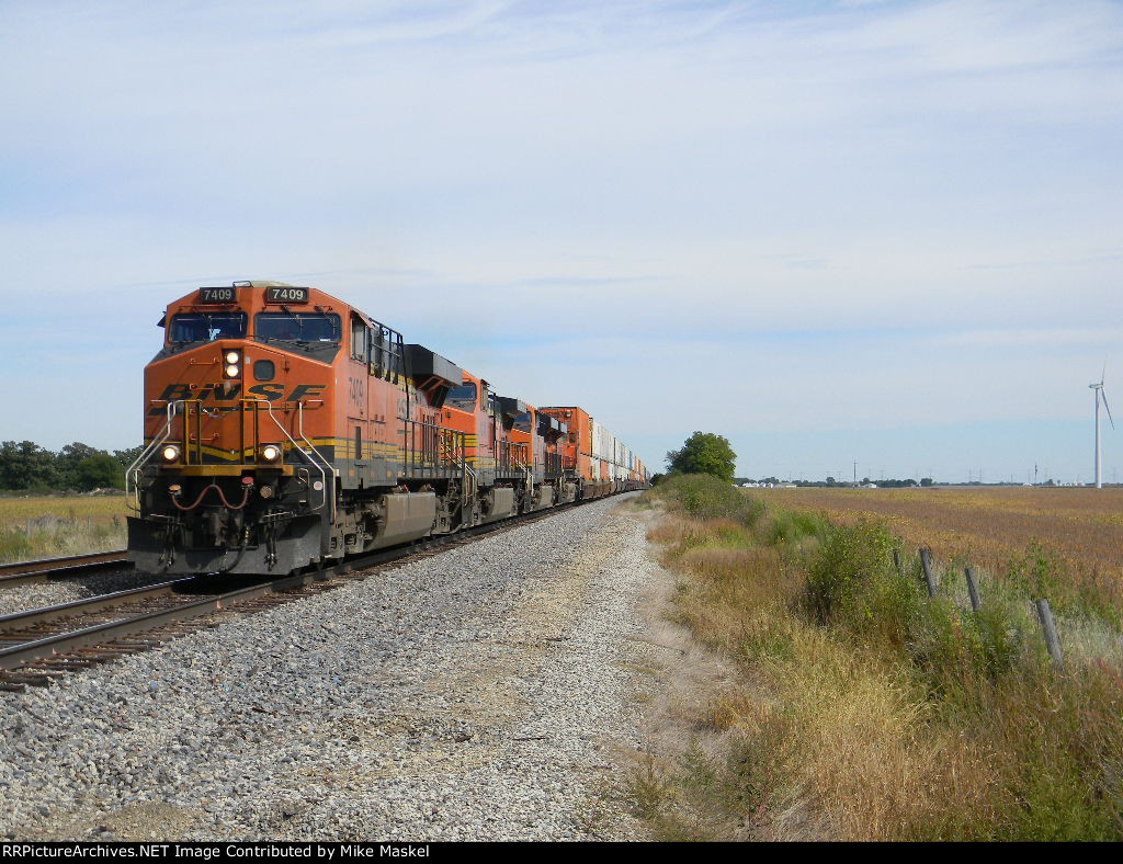 BNSF 7409